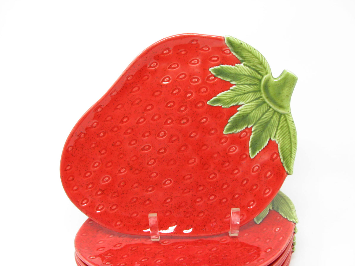 Vintage Hand-Painted Strawberry Shaped Ceramic Dinner Plates - 6 Piece ...