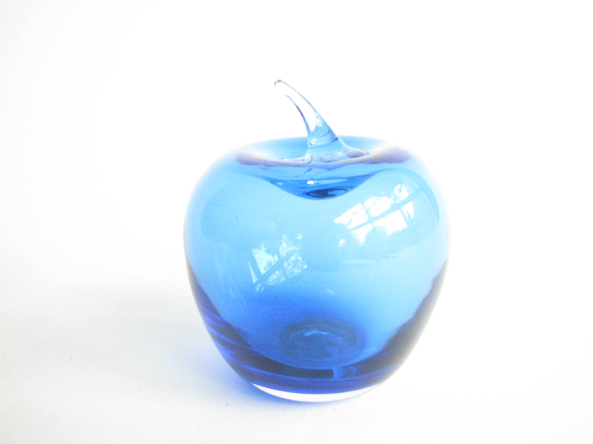 Vintage Blenko Azure Blue Glass Apple with Stem – edgebrookhouse