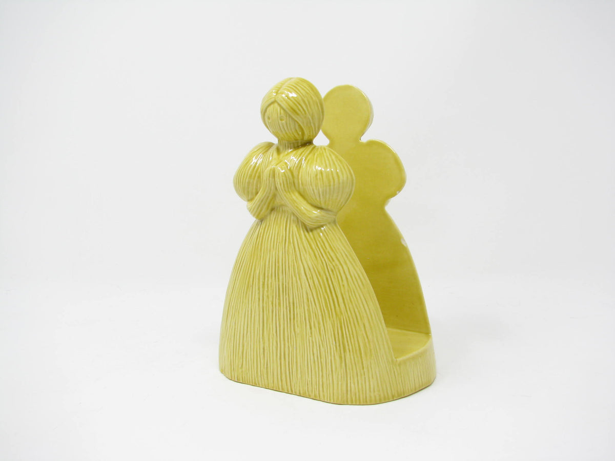 Vintage Ceramic Straw Figure Napkin Holder – edgebrookhouse