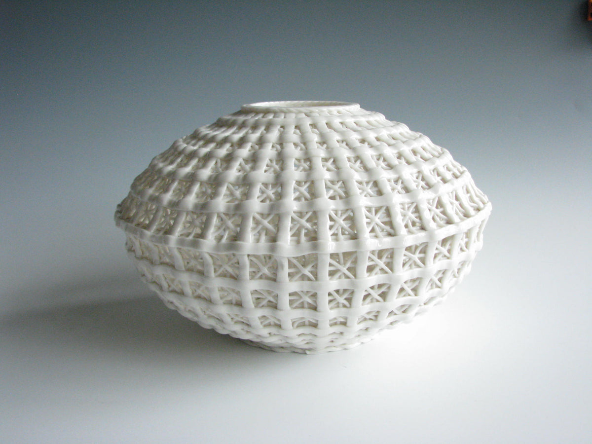 Vintage Blanc de Chine Reticulated Vase or Vessel – edgebrookhouse